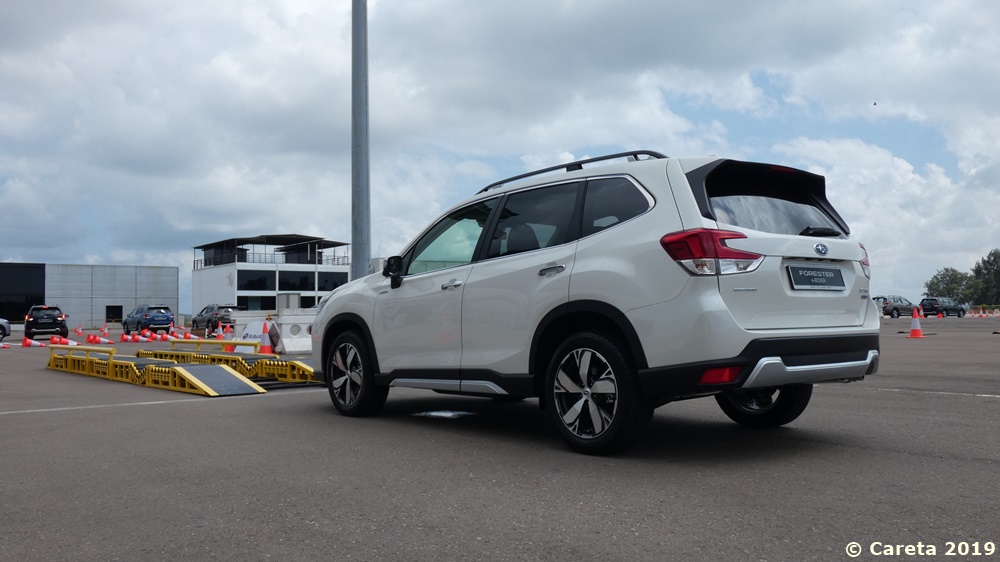 Singapore Motorshow 2019 - Subaru Forester e-Boxer diperkenalkan, enjin ...