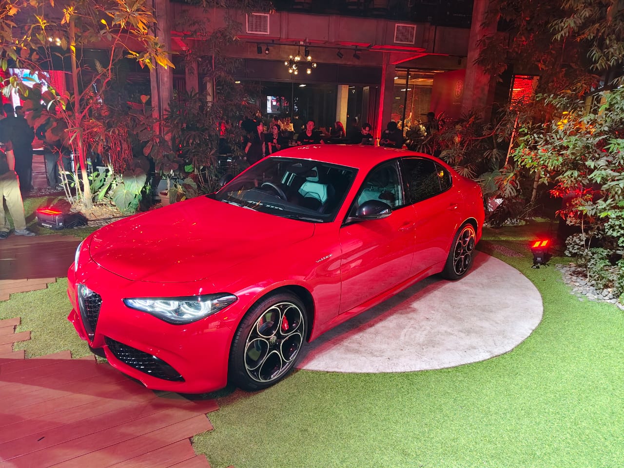 Alfa Romeo Malaysia Umum Harga Rasmi Giulia Veloce dan Stelvio Veloce ...
